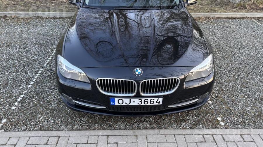 Melns BMW 525 2010 Liepāja, ar dzinēja tilpumu 3.00 L un nobraukumu 314 tūkst. km par 7800 €, foto 12 vietnē AUTOMOTO.COM.LV