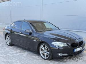 Melns BMW 525 2010 Rīga, ar dzinēja tilpumu 3.00 L un nobraukumu 380 tūkst. km par 8500 €, foto 3 vietnē AUTOMOTO.COM.LV