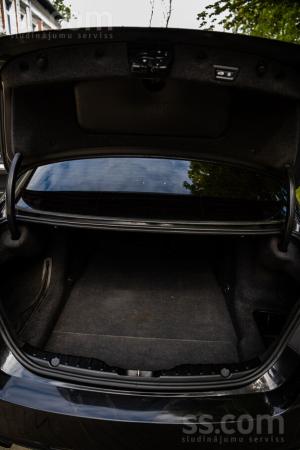 Melns BMW 525 2010 Liepāja, ar dzinēja tilpumu 3.00 L un nobraukumu 430 tūkst. km par 8750 €, foto 8 vietnē AUTOMOTO.COM.LV