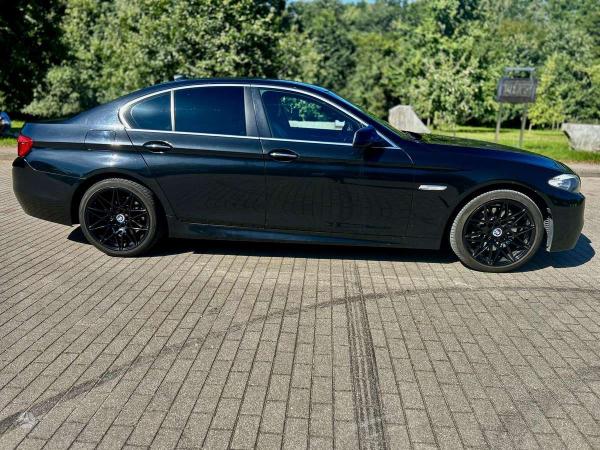 БМВ 525 2010 в Таураге на AUTOMOTO.COM.LV Черный БМВ 525 2010 в Таураге, объемом двигателя 2.99 л и пробегом 311 тыс. км за 11500 €, фото 5 на AUTOMOTO.COM.LV
