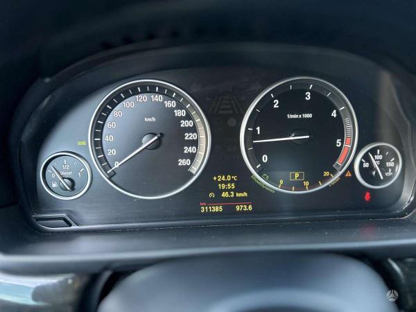 БМВ 525 2010 в Таураге на AUTOMOTO.COM.LV Черный БМВ 525 2010 в Таураге, объемом двигателя 2.99 л и пробегом 311 тыс. км за 11500 €, фото 8 на AUTOMOTO.COM.LV