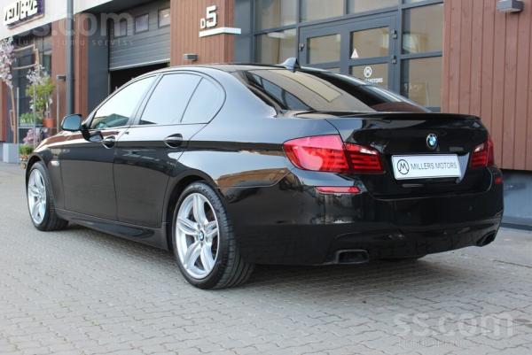 Melns BMW 525 2010 Rīga, ar dzinēja tilpumu 3.00 L un nobraukumu 255 tūkst. km par 8950 €, foto 4 vietnē AUTOMOTO.COM.LV