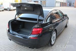 Black BMW 525 2010 in Riga, with an engine capacity of 3.00 L and mileage of 255 thousand km for 8950 €, photo 16 on AUTOMOTO.COM.LV