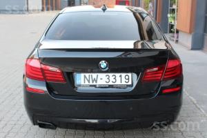 Black BMW 525 2010 in Riga, with an engine capacity of 3.00 L and mileage of 255 thousand km for 8950 €, photo 31 on AUTOMOTO.COM.LV
