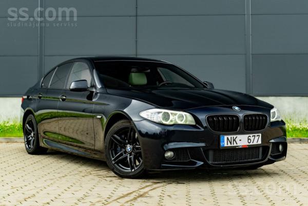 Black BMW 525 2011 in Riga, with an engine capacity of 3.00 L and mileage of 205 thousand km for 12990 €, photo 3 on AUTOMOTO.COM.LV