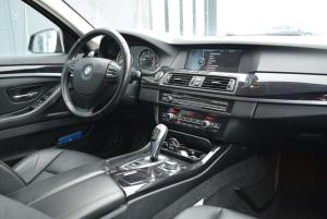 Melns BMW 525 2011 Viļņa, ar dzinēja tilpumu 2.99 L un nobraukumu 285 tūkst. km par 9000 €, foto 9 vietnē AUTOMOTO.COM.LV