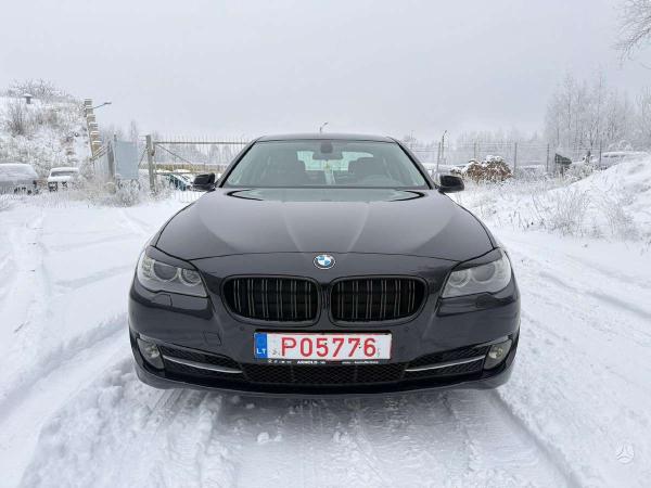 Melns BMW 525 2011 Kuršėnai, ar dzinēja tilpumu 2.99 L un nobraukumu 263 tūkst. km par 9800 €, foto 2 vietnē AUTOMOTO.COM.LV