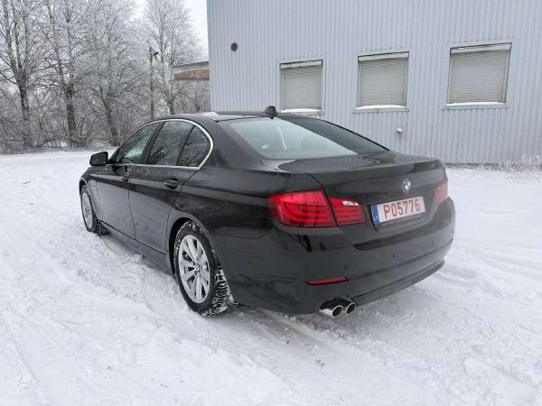 Melns BMW 525 2011 Kuršėnai, ar dzinēja tilpumu 2.99 L un nobraukumu 263 tūkst. km par 9800 €, foto 7 vietnē AUTOMOTO.COM.LV
