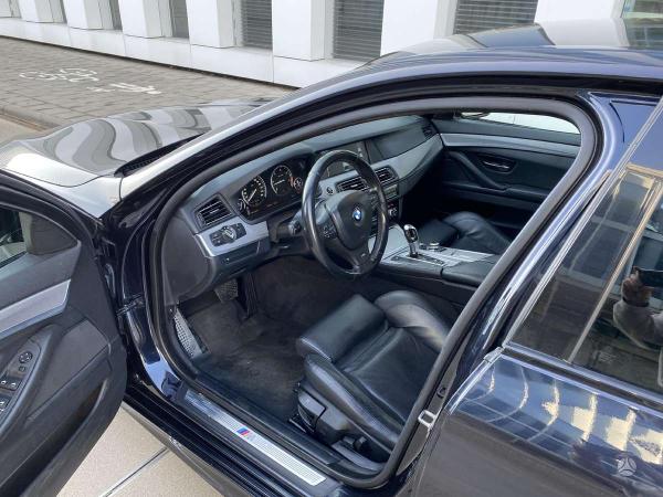 Melns BMW 525 2011 Viļņa, ar dzinēja tilpumu 0.00 L un nobraukumu 299 tūkst. km par 10990 €, foto 6 vietnē AUTOMOTO.COM.LV