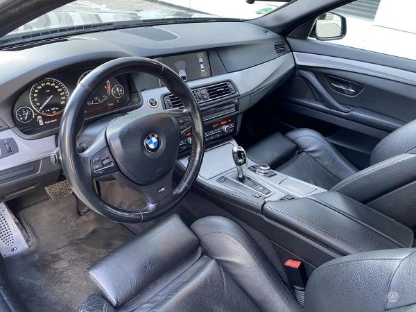 Melns BMW 525 2011 Viļņa, ar dzinēja tilpumu 0.00 L un nobraukumu 299 tūkst. km par 10990 €, foto 8 vietnē AUTOMOTO.COM.LV