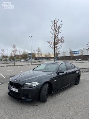Black BMW 525 2011 in Klaipeda, with an engine capacity of 3.00 L and mileage of 333 thousand km for 8800 €, photo 3 on AUTOMOTO.COM.LV