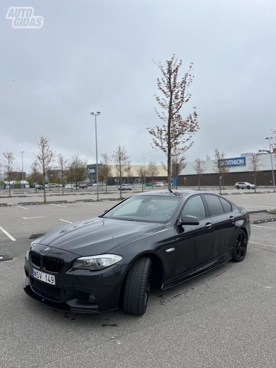Black BMW 525 2011 in Klaipeda, with an engine capacity of 3.00 L and mileage of 333 thousand km for 8800 €, photo 3 on AUTOMOTO.COM.LV
