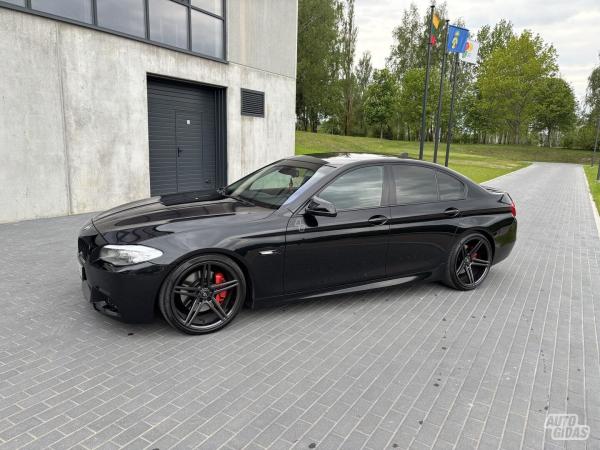 Melns BMW 525 2011 Plungė, ar dzinēja tilpumu 3.00 L un nobraukumu 345 tūkst. km par 9100 €, foto 2 vietnē AUTOMOTO.COM.LV
