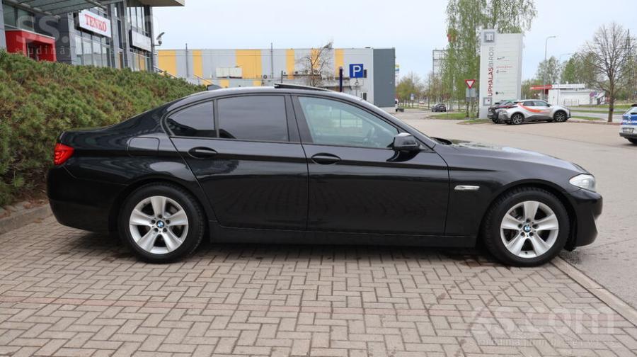 Melns BMW 525 2011 Rīga, ar dzinēja tilpumu 3.00 L un nobraukumu 0 tūkst. km par 6990 €, foto 5 vietnē AUTOMOTO.COM.LV