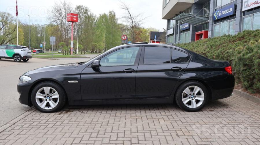 Melns BMW 525 2011 Rīga, ar dzinēja tilpumu 3.00 L un nobraukumu 0 tūkst. km par 6990 €, foto 9 vietnē AUTOMOTO.COM.LV