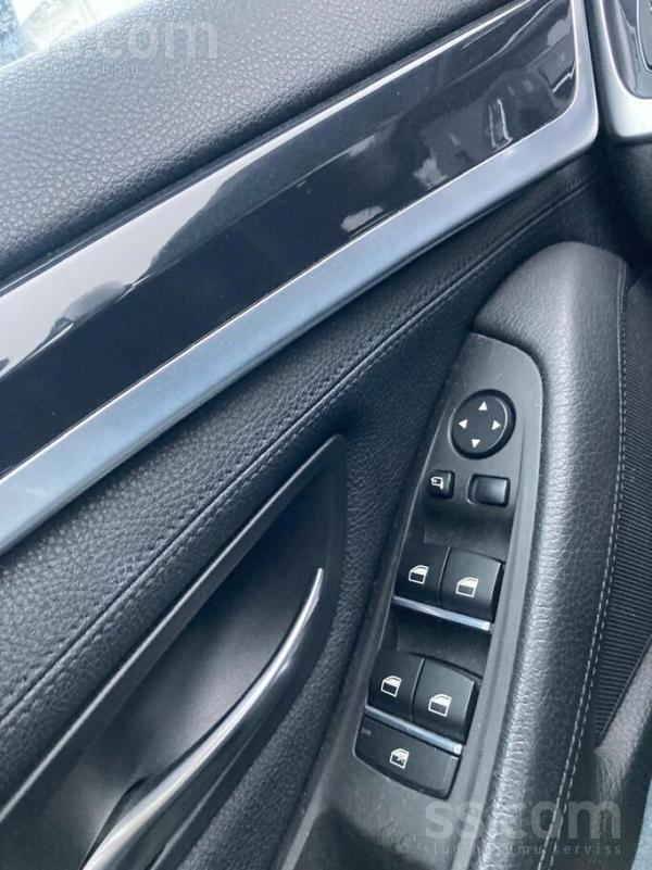 Black BMW 525 2011 in Riga, with an engine capacity of 3.00 L and mileage of 235 thousand km for 8800 €, photo 10 on AUTOMOTO.COM.LV