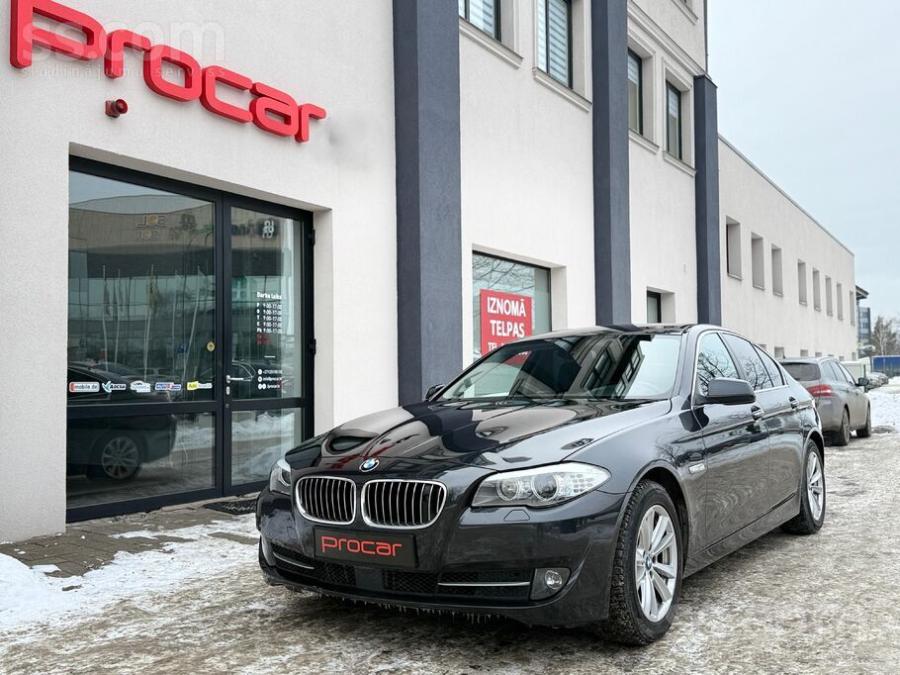 Melns BMW 525 2011 Rīga, ar dzinēja tilpumu 3.00 L un nobraukumu 260 tūkst. km par 8700 €, foto 1 vietnē AUTOMOTO.COM.LV