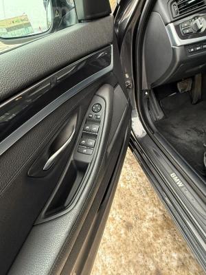 Melns BMW 525 2011 Rīga, ar dzinēja tilpumu 3.00 L un nobraukumu 260 tūkst. km par 8700 €, foto 19 vietnē AUTOMOTO.COM.LV