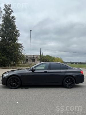 Black BMW 525 2011 in Rezekne, with an engine capacity of 3.00 L and mileage of 292 thousand km for 9200 €, photo 5 on AUTOMOTO.COM.LV