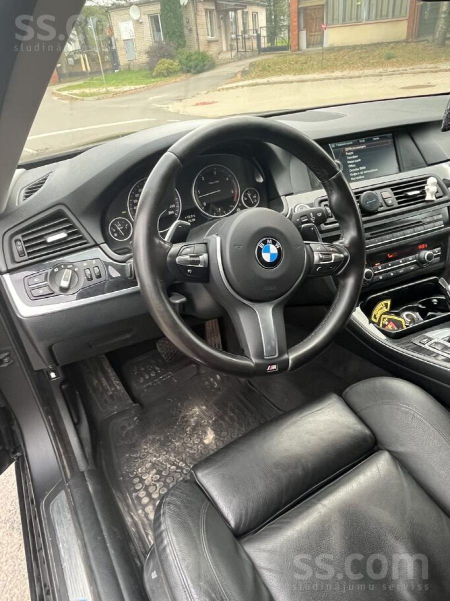 Black BMW 525 2011 in Rezekne, with an engine capacity of 3.00 L and mileage of 292 thousand km for 9200 €, photo 12 on AUTOMOTO.COM.LV