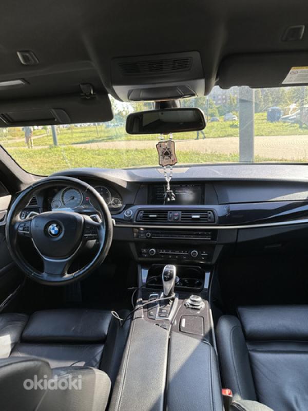 Black BMW 525 2011 in Tallinn, with an engine capacity of 0.15 L and mileage of 314 thousand km for 12000 €, photo 6 on AUTOMOTO.COM.LV