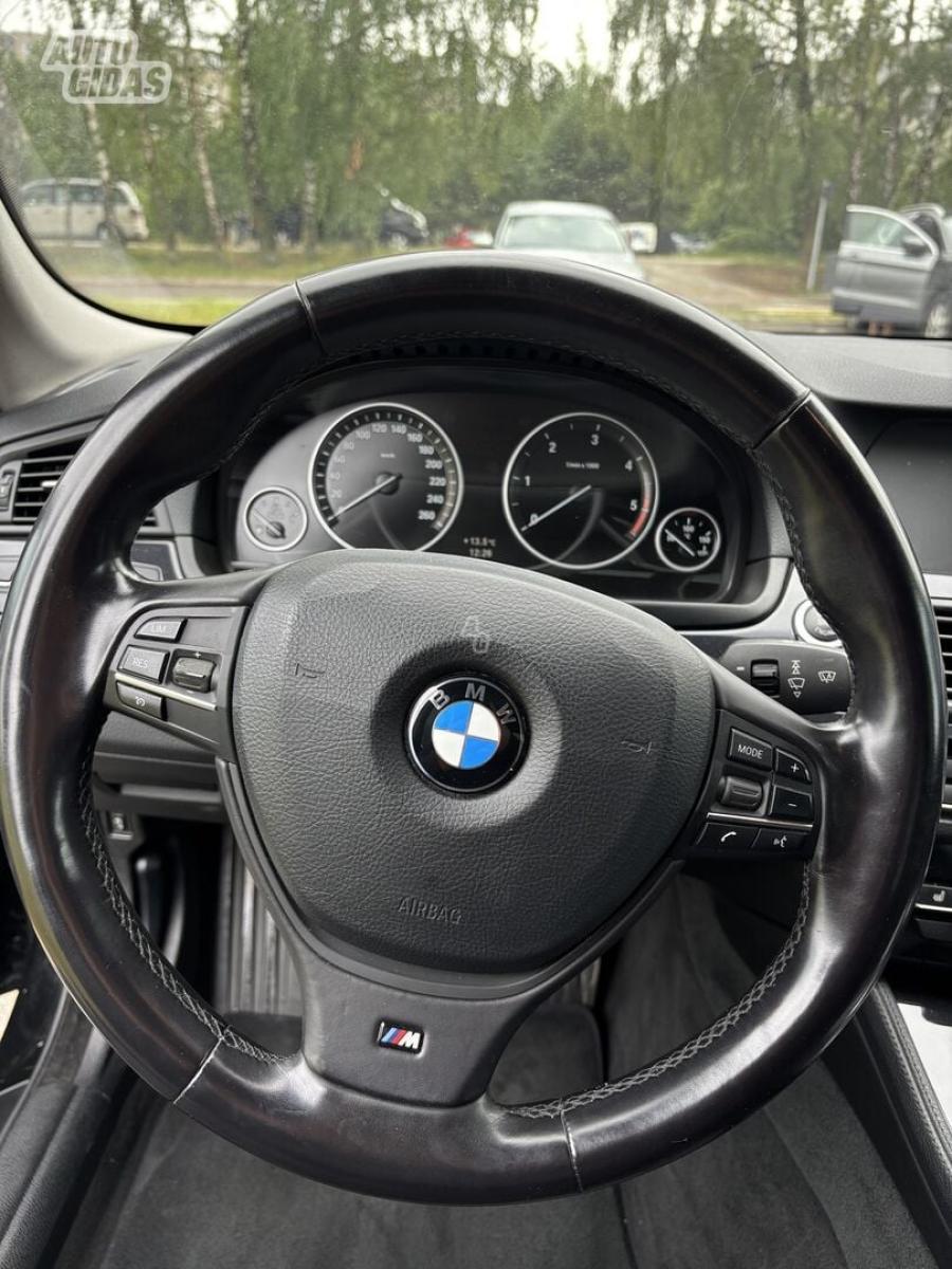 Black BMW 525 2011 in Vilnius, with an engine capacity of 3.00 L and mileage of 264 thousand km for 7850 €, photo 10 on AUTOMOTO.COM.LV