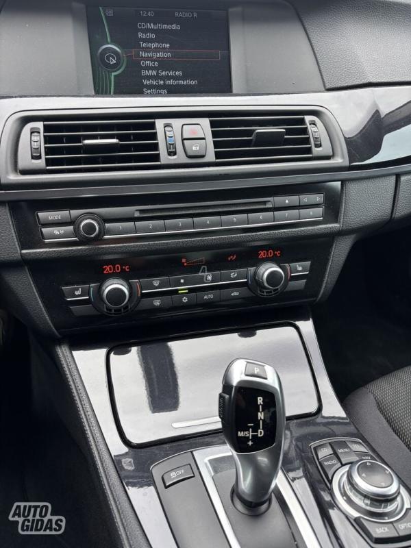 Black BMW 525 2011 in Vilnius, with an engine capacity of 3.00 L and mileage of 264 thousand km for 7850 €, photo 10 on AUTOMOTO.COM.LV