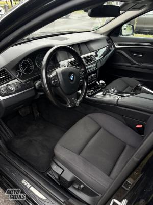 Black BMW 525 2011 in Vilnius, with an engine capacity of 3.00 L and mileage of 264 thousand km for 7850 €, photo 12 on AUTOMOTO.COM.LV