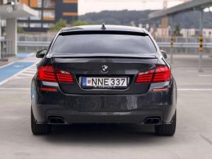 Black BMW 525 2011 in Vilnius, with an engine capacity of 2.99 L and mileage of 350 thousand km for 9999 €, photo 21 on AUTOMOTO.COM.LV
