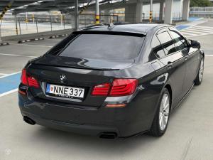 Black BMW 525 2011 in Vilnius, with an engine capacity of 2.99 L and mileage of 350 thousand km for 9999 €, photo 22 on AUTOMOTO.COM.LV
