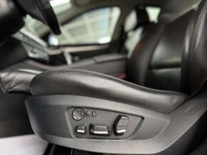 Black BMW 525 2011 in Vilnius, with an engine capacity of 2.99 L and mileage of 350 thousand km for 9999 €, photo 31 on AUTOMOTO.COM.LV