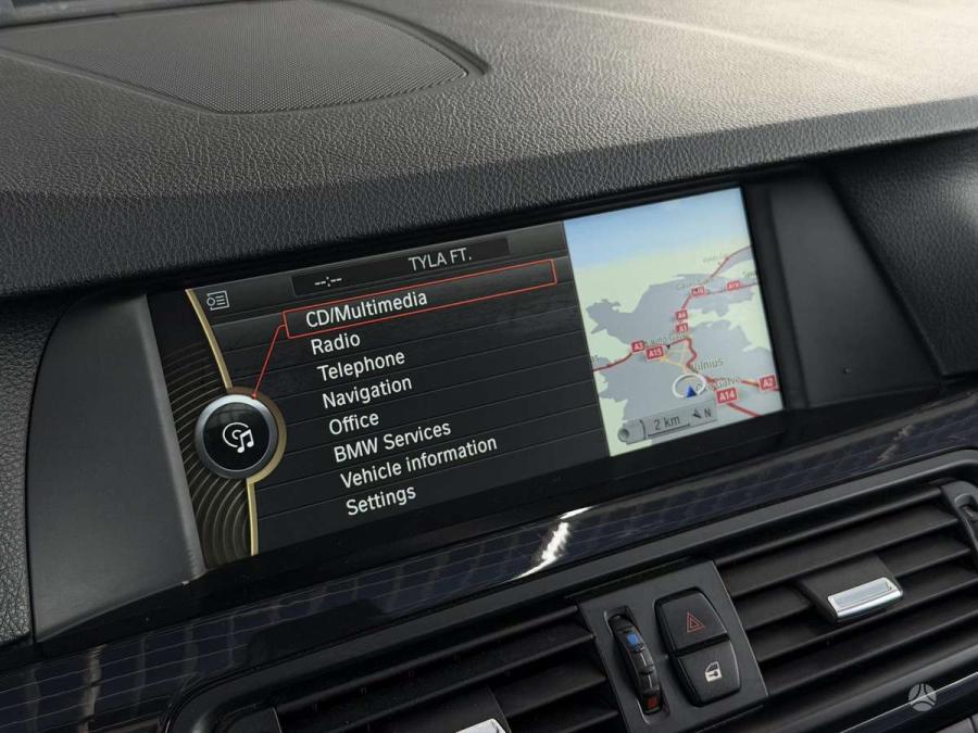 Black BMW 525 2011 in Vilnius, with an engine capacity of 2.99 L and mileage of 350 thousand km for 9999 €, photo 34 on AUTOMOTO.COM.LV