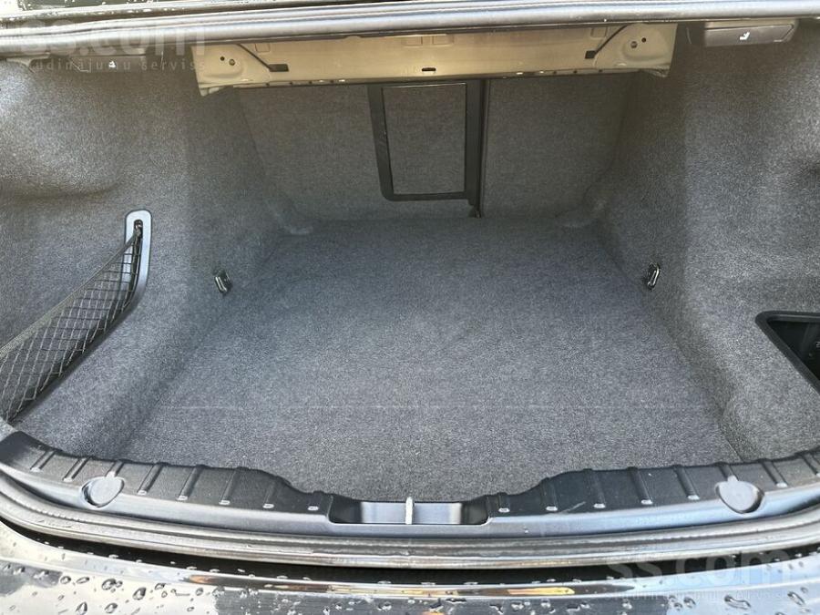 Melns BMW 525 2011 Rīga, ar dzinēja tilpumu 2.00 L un nobraukumu 221 tūkst. km par 11000 €, foto 8 vietnē AUTOMOTO.COM.LV