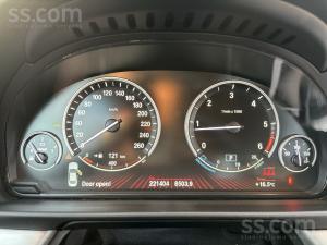 Черный БМВ 525 2011 в Рига, объемом двигателя 2.00 л и пробегом 221 тыс. км за 11000 €, фото 15 на AUTOMOTO.COM.LV