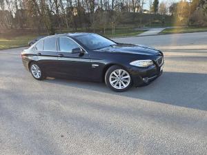 Black BMW 525 2012 in Siauliai, with an engine capacity of 2.00 L and mileage of 266 thousand km for 11700 €, photo 4 on AUTOMOTO.COM.LV