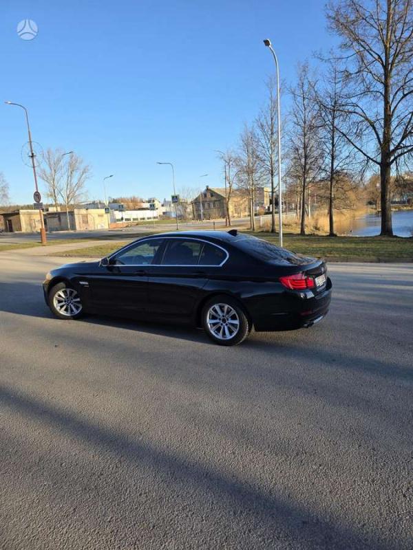 Black BMW 525 2012 in Siauliai, with an engine capacity of 2.00 L and mileage of 266 thousand km for 11700 €, photo 10 on AUTOMOTO.COM.LV