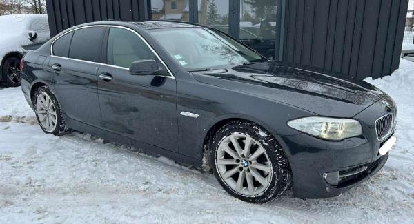 Melns BMW 525 2012 Tauragė, ar dzinēja tilpumu 2.00 L un nobraukumu 238 tūkst. km par 9300 €, foto 1 vietnē AUTOMOTO.COM.LV