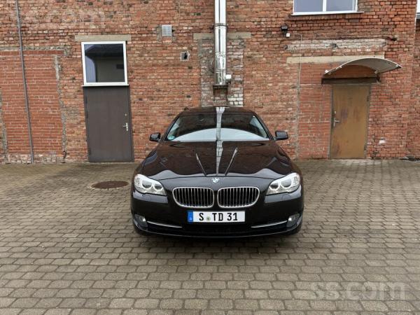 Melns BMW 525 2012 Cēsis, ar dzinēja tilpumu 2.00 L un nobraukumu 290 tūkst. km par 9550 €, foto 2 vietnē AUTOMOTO.COM.LV