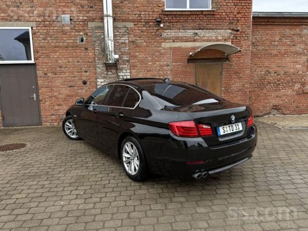 Melns BMW 525 2012 Cēsis, ar dzinēja tilpumu 2.00 L un nobraukumu 290 tūkst. km par 9550 €, foto 4 vietnē AUTOMOTO.COM.LV