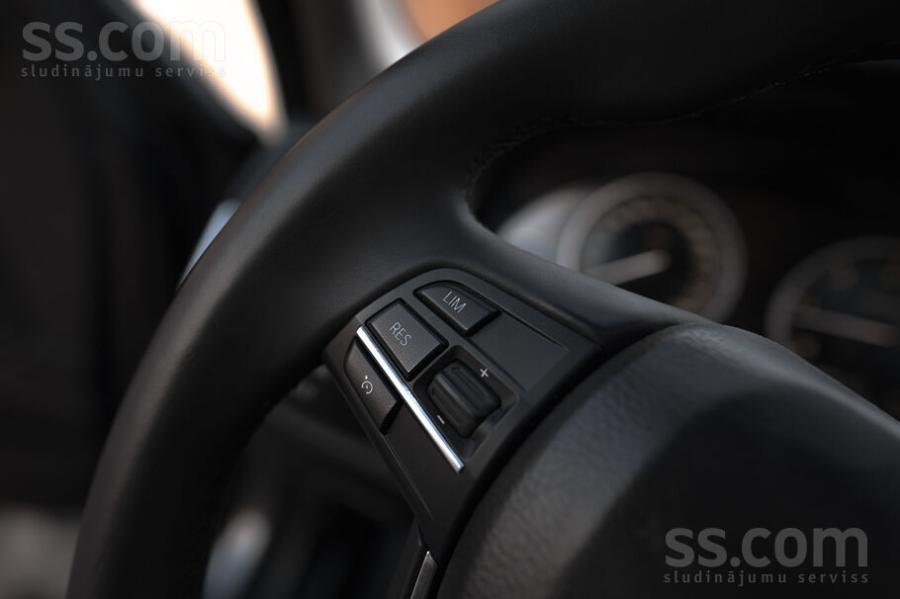 Melns BMW 525 2012 Jelgava, ar dzinēja tilpumu 2.00 L un nobraukumu 166 tūkst. km par 11490 €, foto 16 vietnē AUTOMOTO.COM.LV