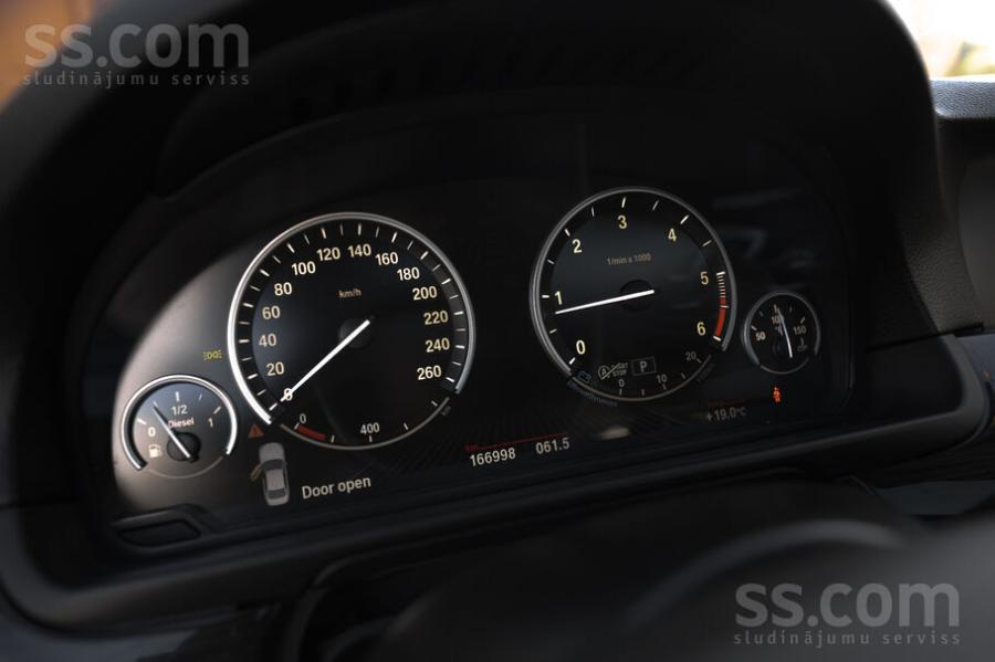 Melns BMW 525 2012 Jelgava, ar dzinēja tilpumu 2.00 L un nobraukumu 166 tūkst. km par 11490 €, foto 20 vietnē AUTOMOTO.COM.LV