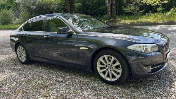 Черный БМВ 525 2012 в Таураге, объемом двигателя 2.00 л и пробегом 238 тыс. км за 7900 €, фото 6 на AUTOMOTO.COM.LV