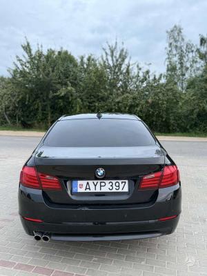 Melns BMW 525 2012 Viļņa, ar dzinēja tilpumu 2.00 L un nobraukumu 218 tūkst. km par 8500 €, foto 7 vietnē AUTOMOTO.COM.LV