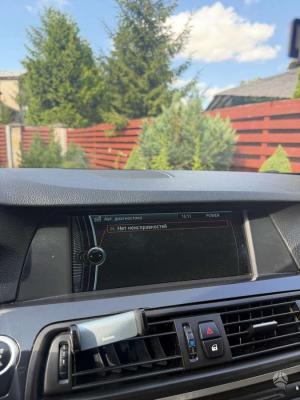 Melns BMW 525 2012 Viļņa, ar dzinēja tilpumu 2.00 L un nobraukumu 218 tūkst. km par 8500 €, foto 19 vietnē AUTOMOTO.COM.LV