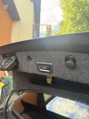 Melns BMW 525 2012 Viļņa, ar dzinēja tilpumu 2.00 L un nobraukumu 218 tūkst. km par 8500 €, foto 20 vietnē AUTOMOTO.COM.LV