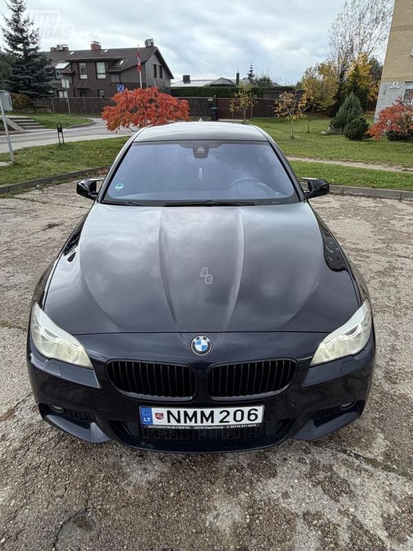 BMW 525 2012 Viļņa vietnē Melns BMW 525 2012 Viļņa, ar dzinēja tilpumu 2.00 L un nobraukumu 294 tūkst. km par 9800 €, foto 3 vietnē AUTOMOTO.COM.LV