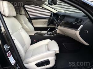 Black BMW 525 2013 in Riga, with an engine capacity of 2.00 L and mileage of 241 thousand km for 12950 €, photo 7 on AUTOMOTO.COM.LV