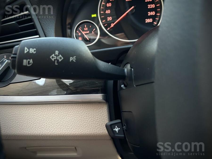 Black BMW 525 2013 in Riga, with an engine capacity of 2.00 L and mileage of 241 thousand km for 12950 €, photo 16 on AUTOMOTO.COM.LV