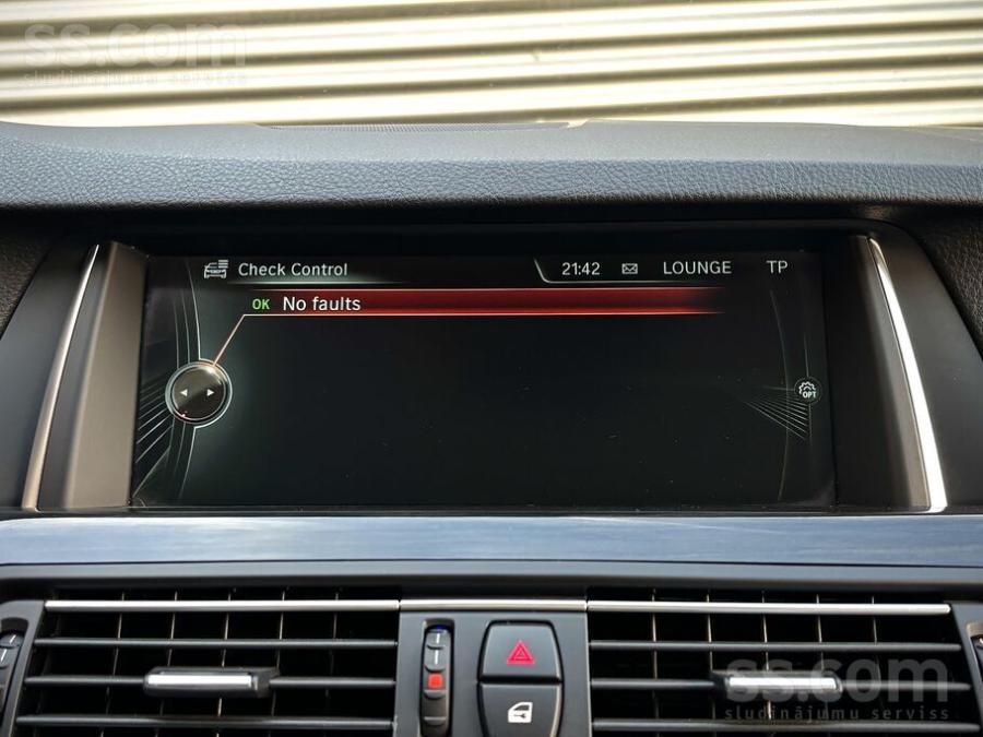 Black BMW 525 2013 in Riga, with an engine capacity of 2.00 L and mileage of 241 thousand km for 12950 €, photo 22 on AUTOMOTO.COM.LV