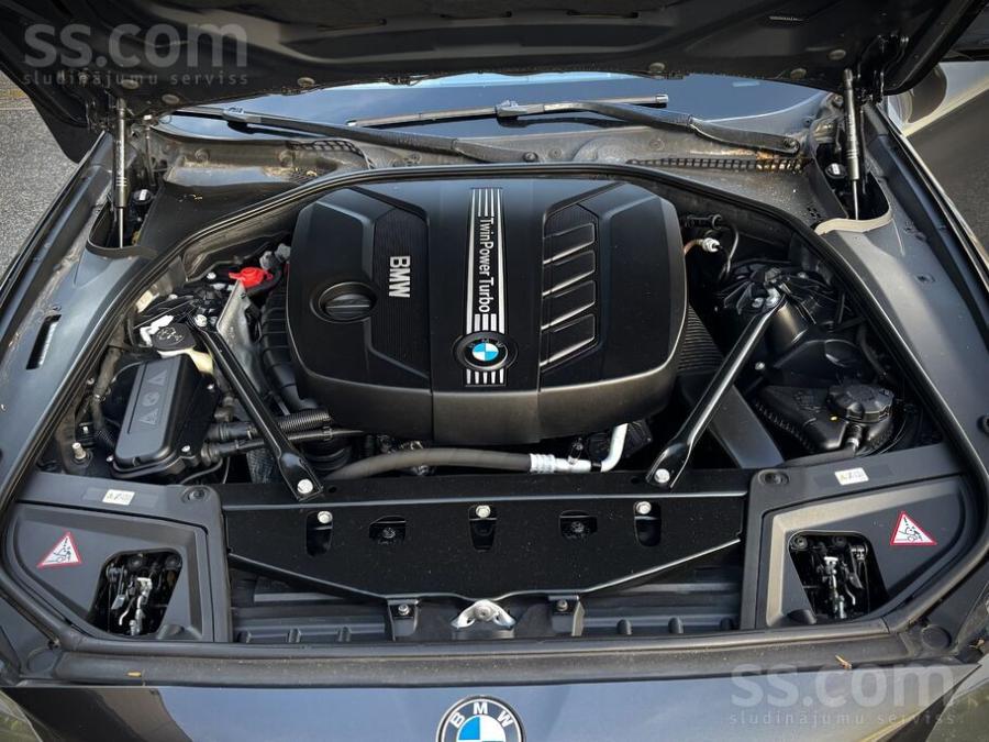 Black BMW 525 2013 in Riga, with an engine capacity of 2.00 L and mileage of 241 thousand km for 12950 €, photo 24 on AUTOMOTO.COM.LV